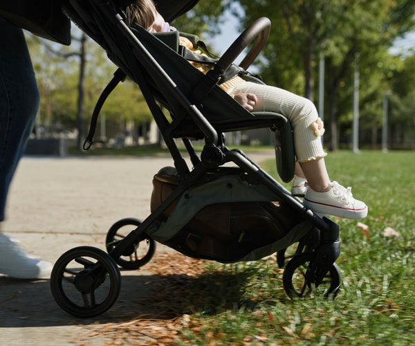 How to Properly Clean Your Foldable Stroller – MAMAZING