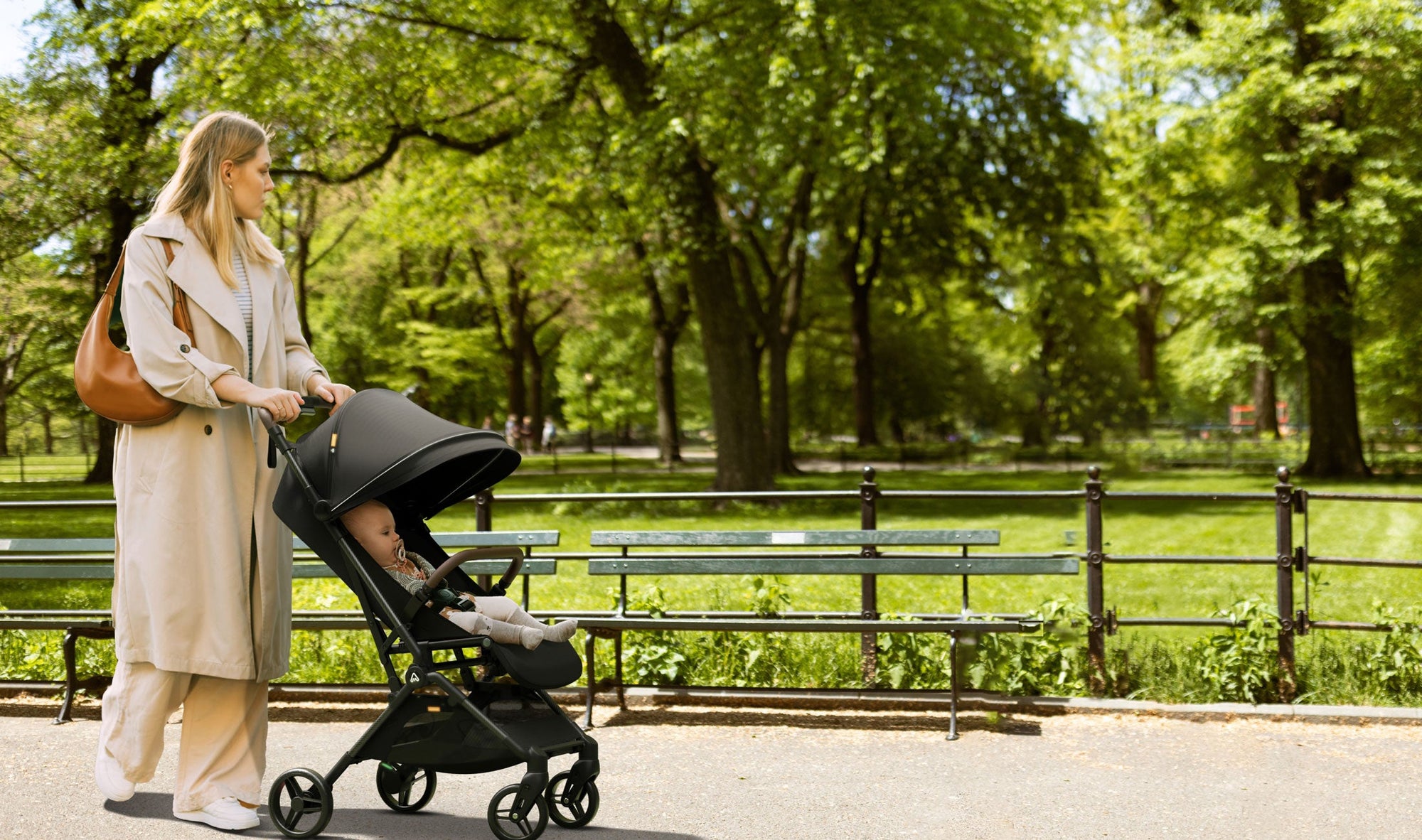 Unpacking the Science Behind Ergonomic Stroller Design – MAMAZING
